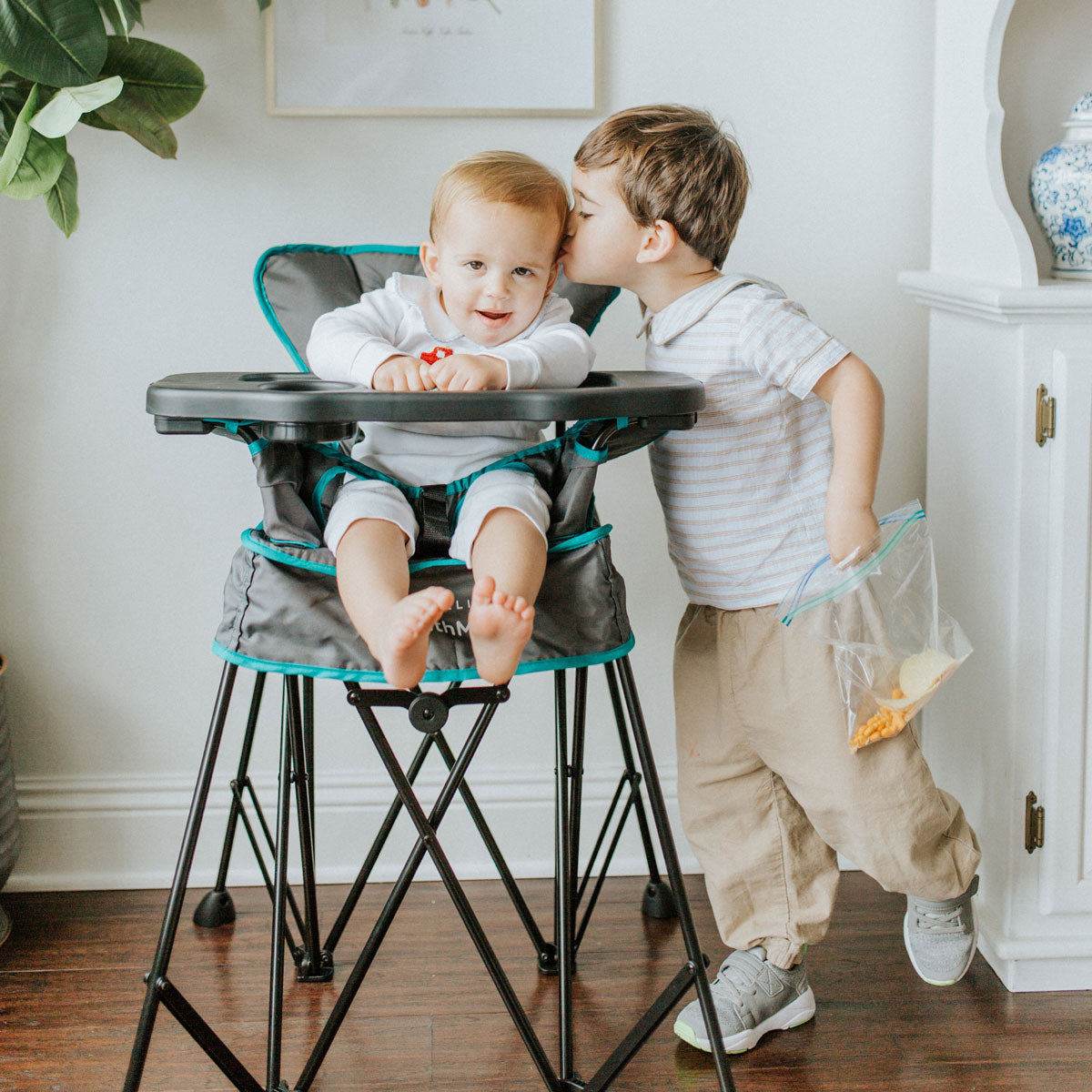 Go With Me® Uplift Deluxe Portable High Chair - – Baby Delight